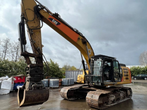 Caterpillar 330F Excavator, 2016 - Plant and Industrial Equipment