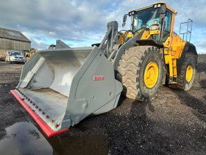 Hitachi Zaxis 650 LCH Excavator, 2006 - Plant and Industrial Equipment