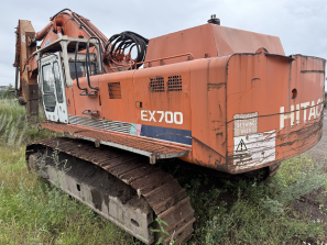 Hitachi EX700 Excavator, 1998 - Plant and Industrial Equipment